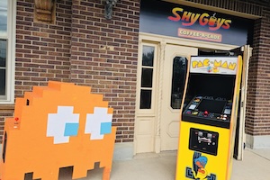 Coin-op amusements news | Coffee bar to open with retro arcade games ...